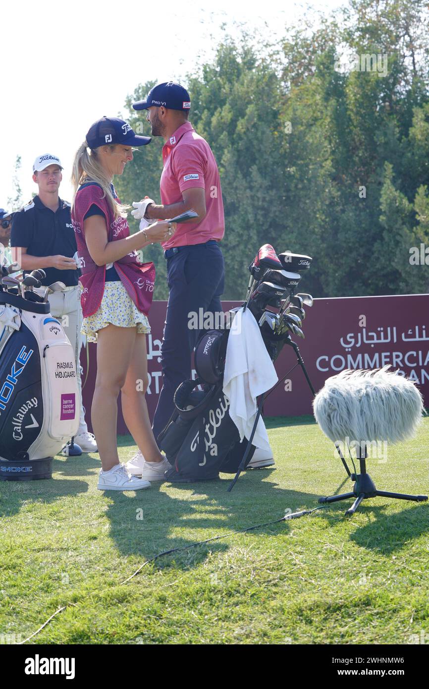 Golfers in action at the Commercial Bank Qatar Masters golf tournament in Doha Stock Photo - Alamy