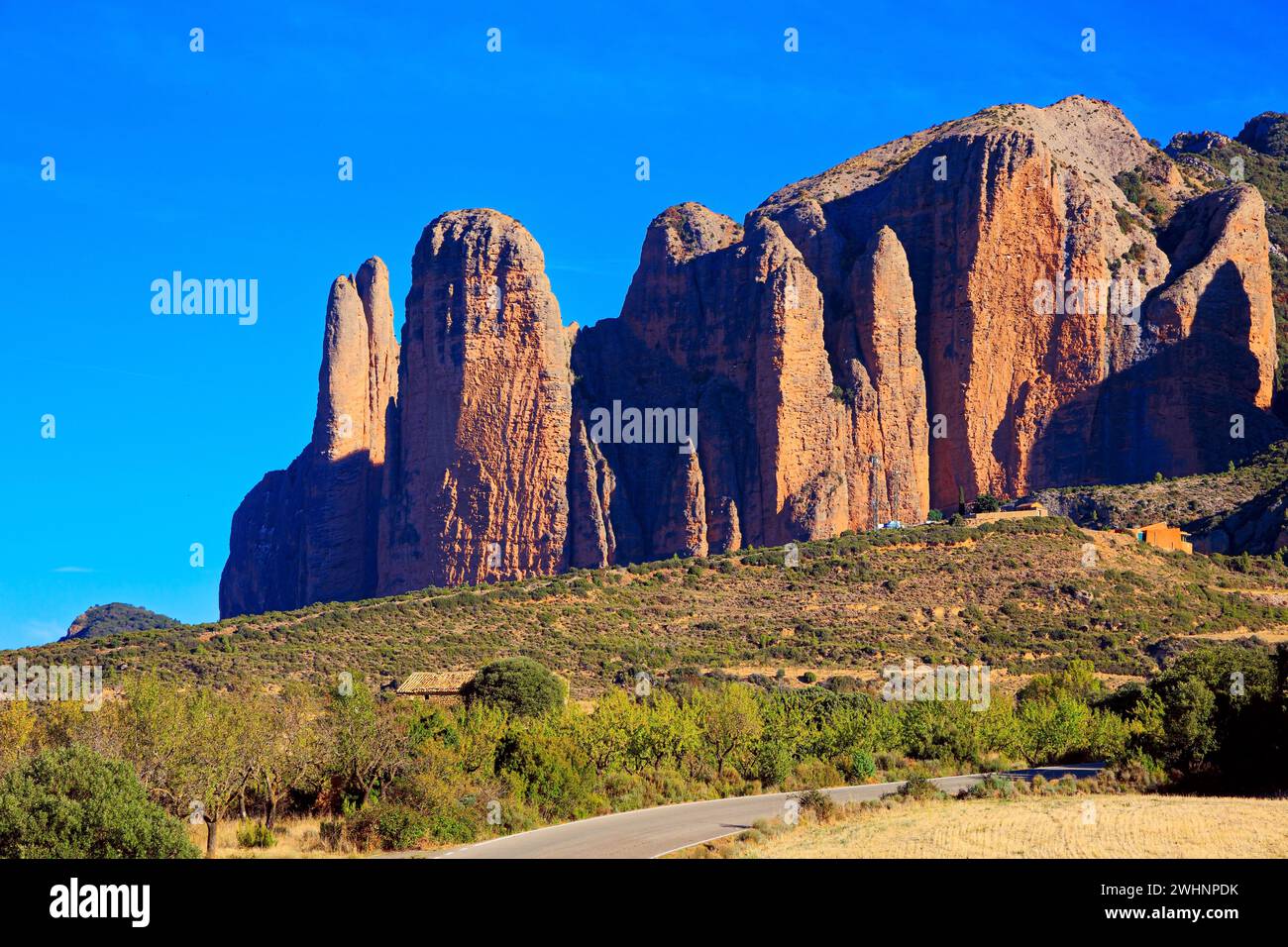 The foothills of the Pyrenees Stock Photo - Alamy
