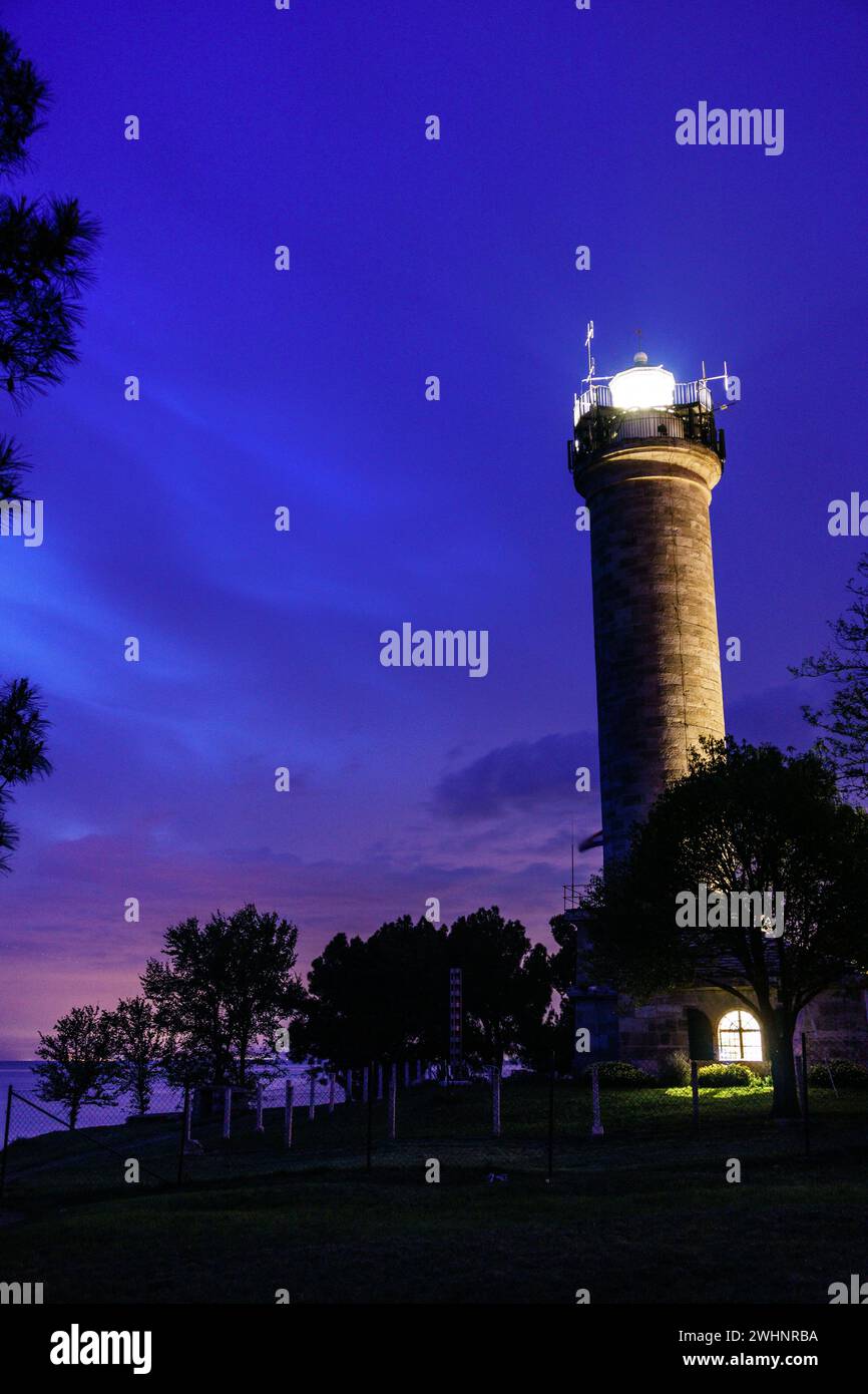 Silueta del faro hi-res stock photography and images - Alamy