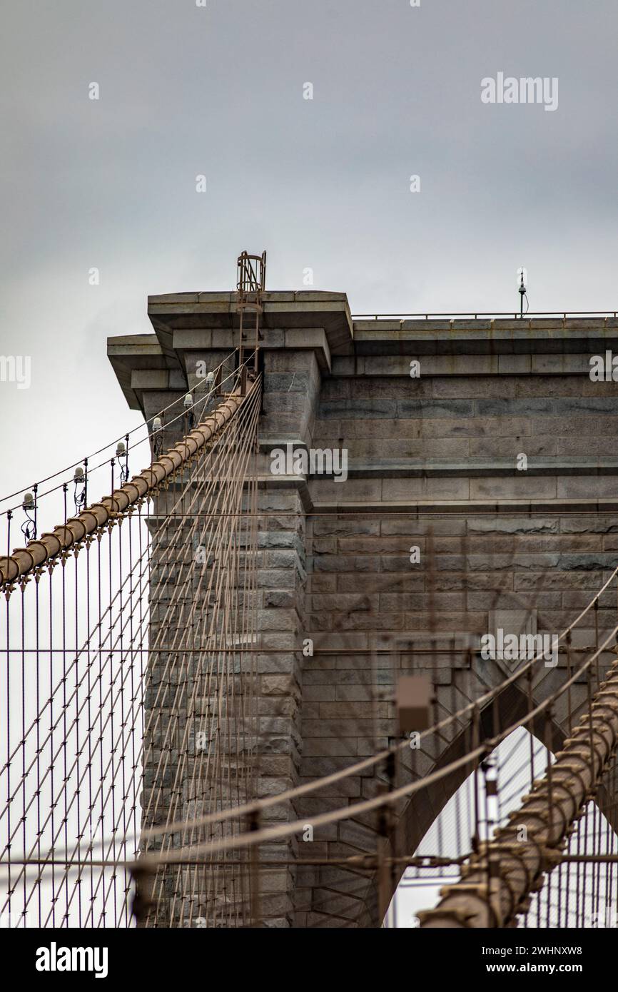 Upper left side of the Brooklyn Bridge linking the boroughs of ...