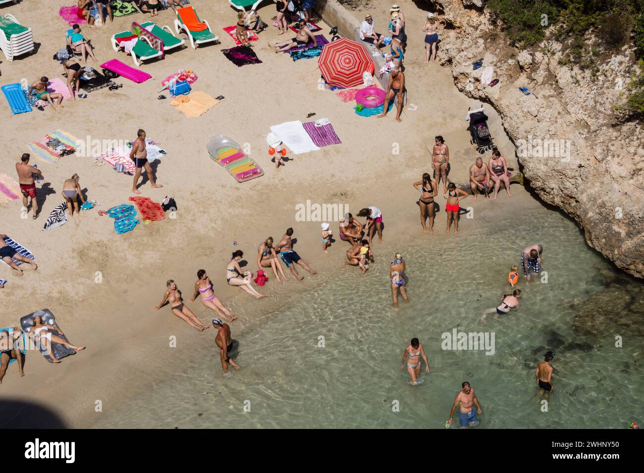 Cala de arena hi-res stock photography and images - Alamy