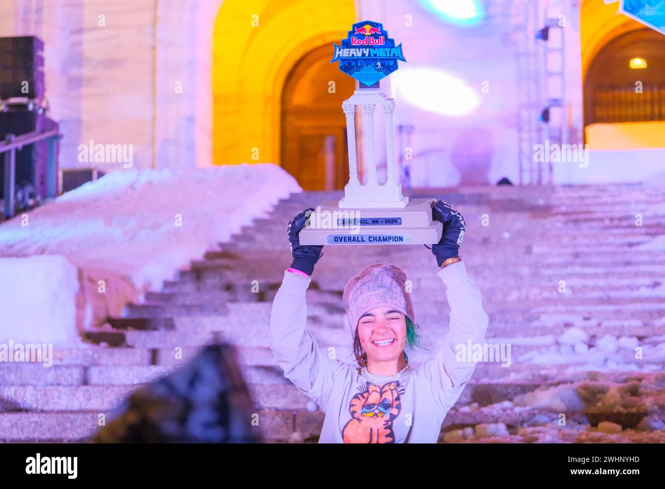 Minneapolis, Minnesota, USA. 10th Feb, 2024. EGAN WINT (USA) celebrates ...