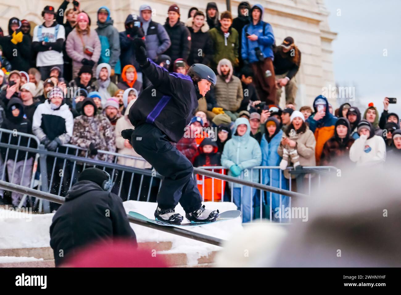 Minneapolis, Minnesota, USA. 10th Feb, 2024. IRIS PHAM (USA) rides the ...