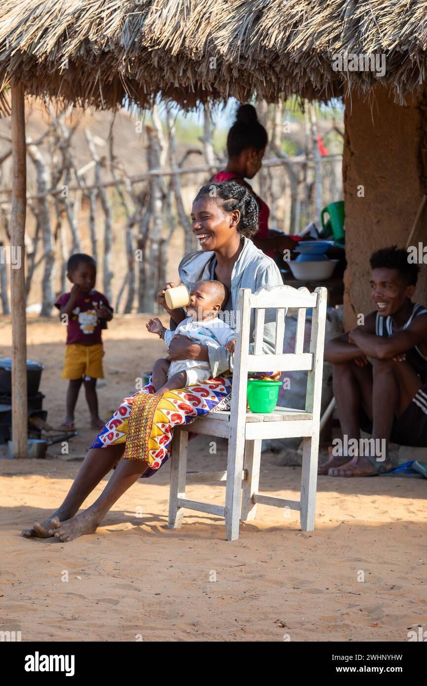 Real lifestyle in madagascar hi-res stock photography and images - Alamy