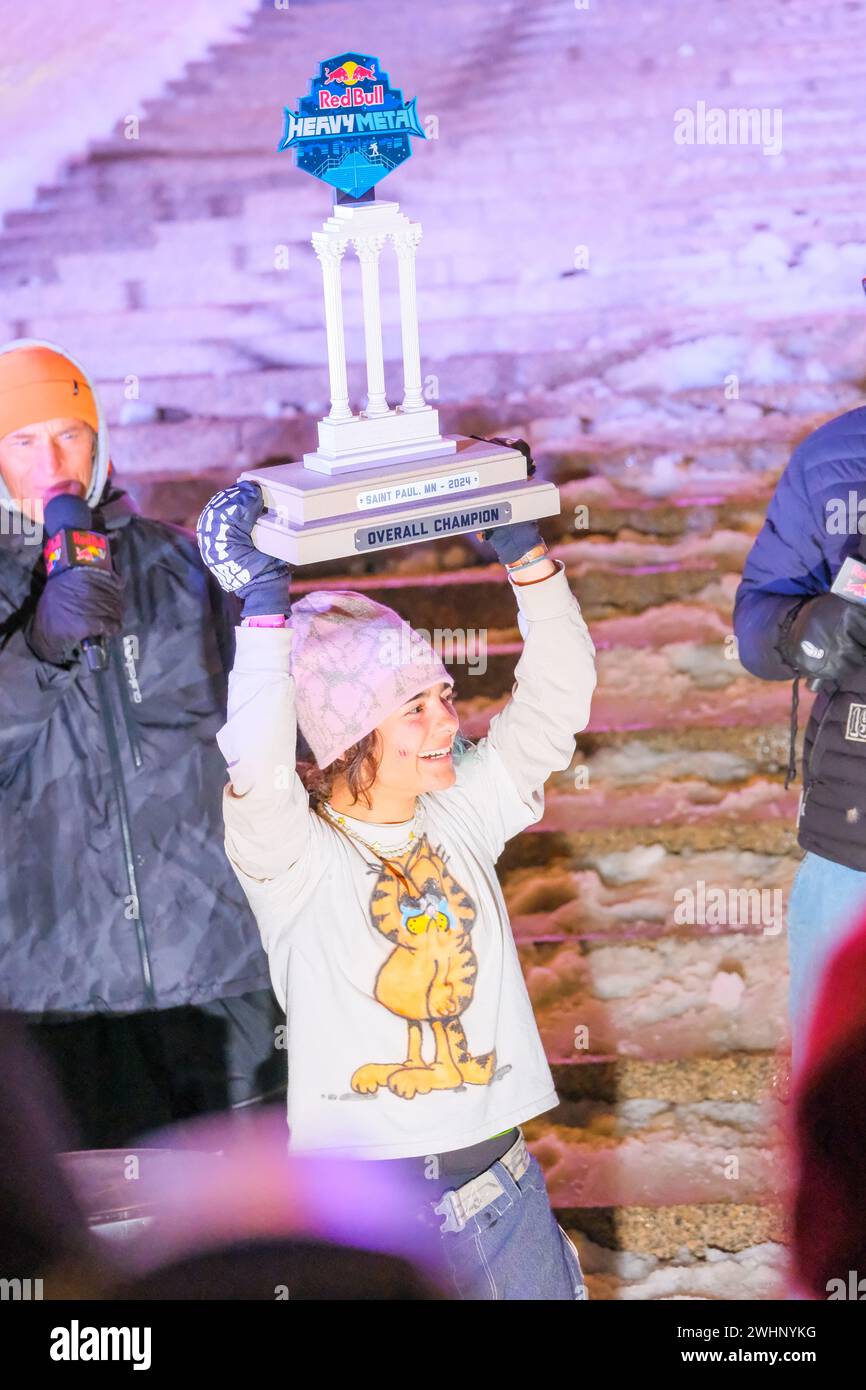 Minneapolis, Minnesota, USA. 10th Feb, 2024. EGAN WINT (USA) celebrates ...
