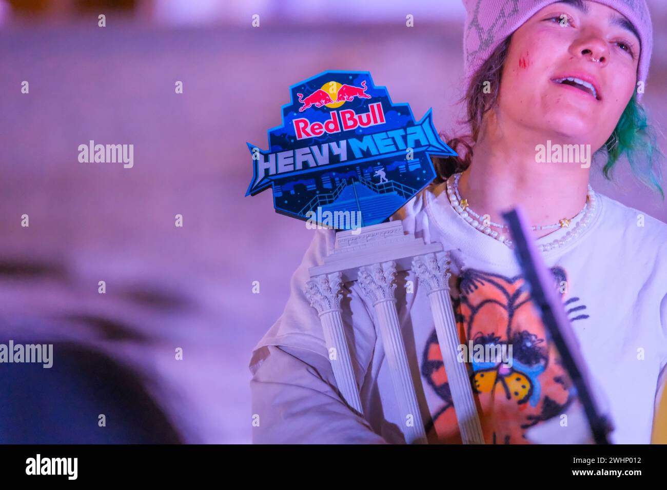 Minneapolis, Minnesota, USA. 10th Feb, 2024. EGAN WINT (USA) holds her ...