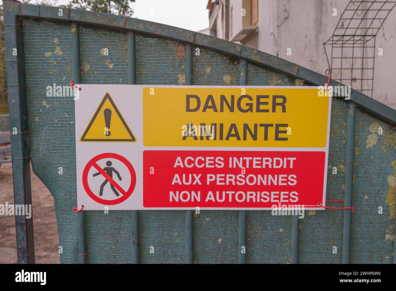 danger amiante acces interdit aux personnes non autorisees french panel ...