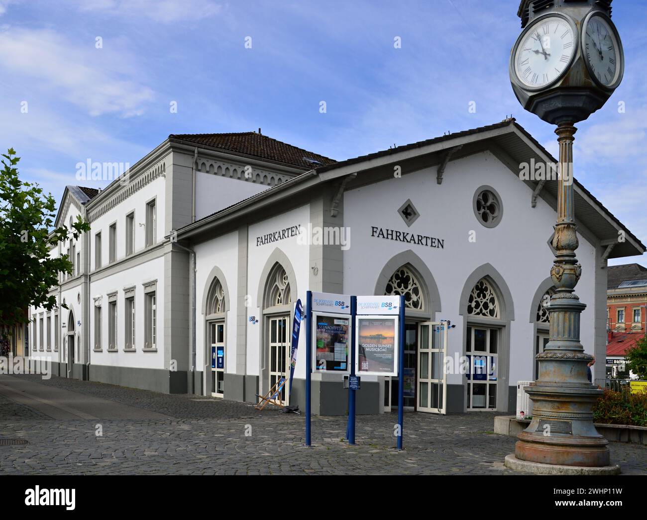 Historical Ship and Rail Way Station in the Town Konstanz, Baden - Wuerttemberg Stock Photo - Alamy