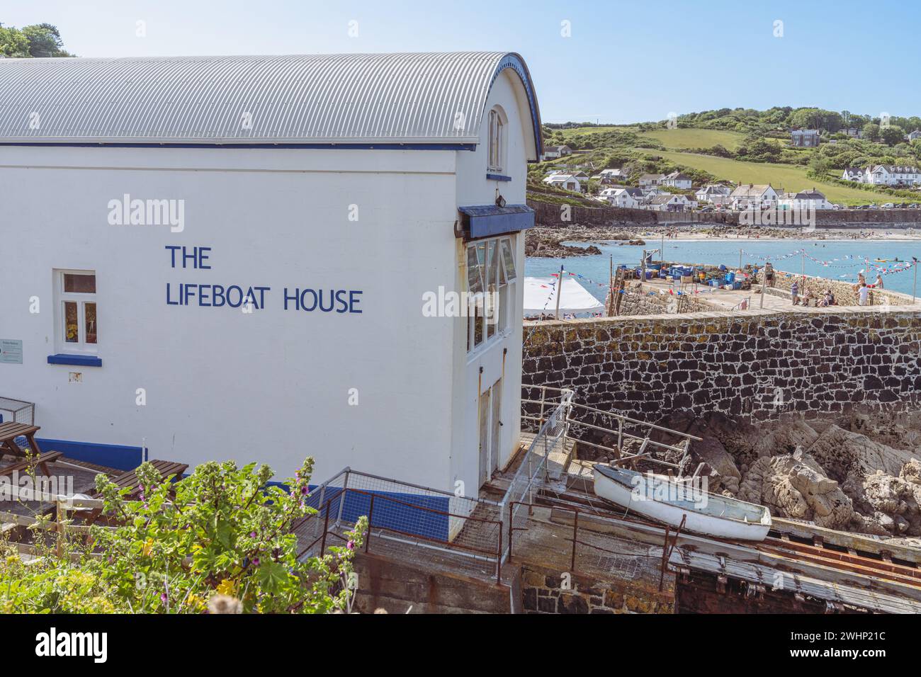 The lifeboat house coverack hi-res stock photography and images - Alamy