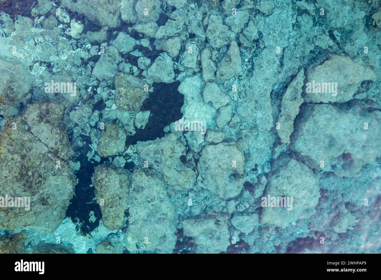 Calm ocean surface hi-res stock photography and images - Alamy