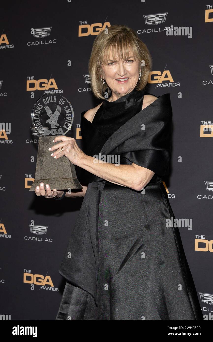 Beverly Hills, USA. 10th Feb, 2024. Janet Knutsen poses in the press ...