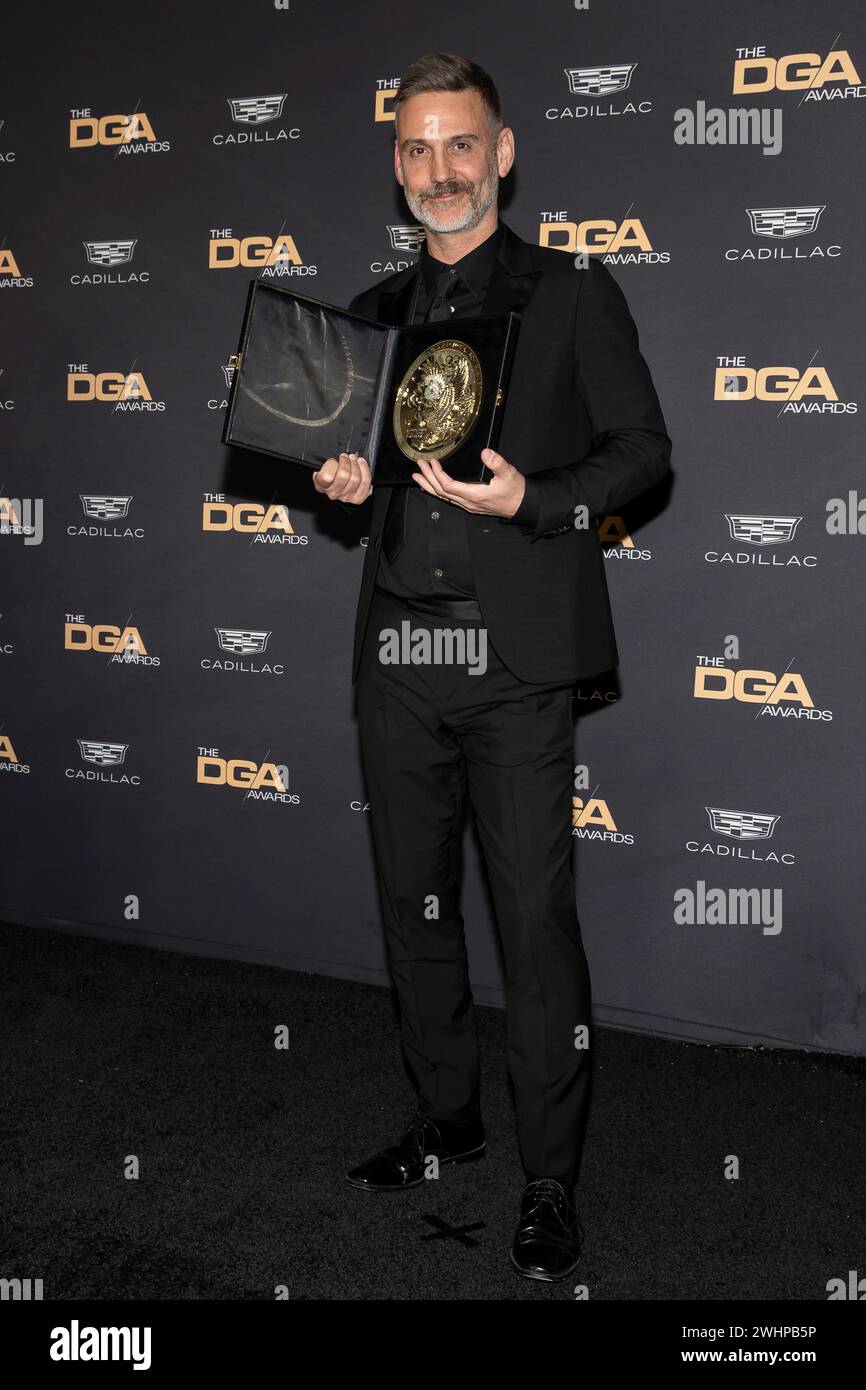 Beverly Hills, USA. 10th Feb, 2024. Peter Hoar poses in the press room ...