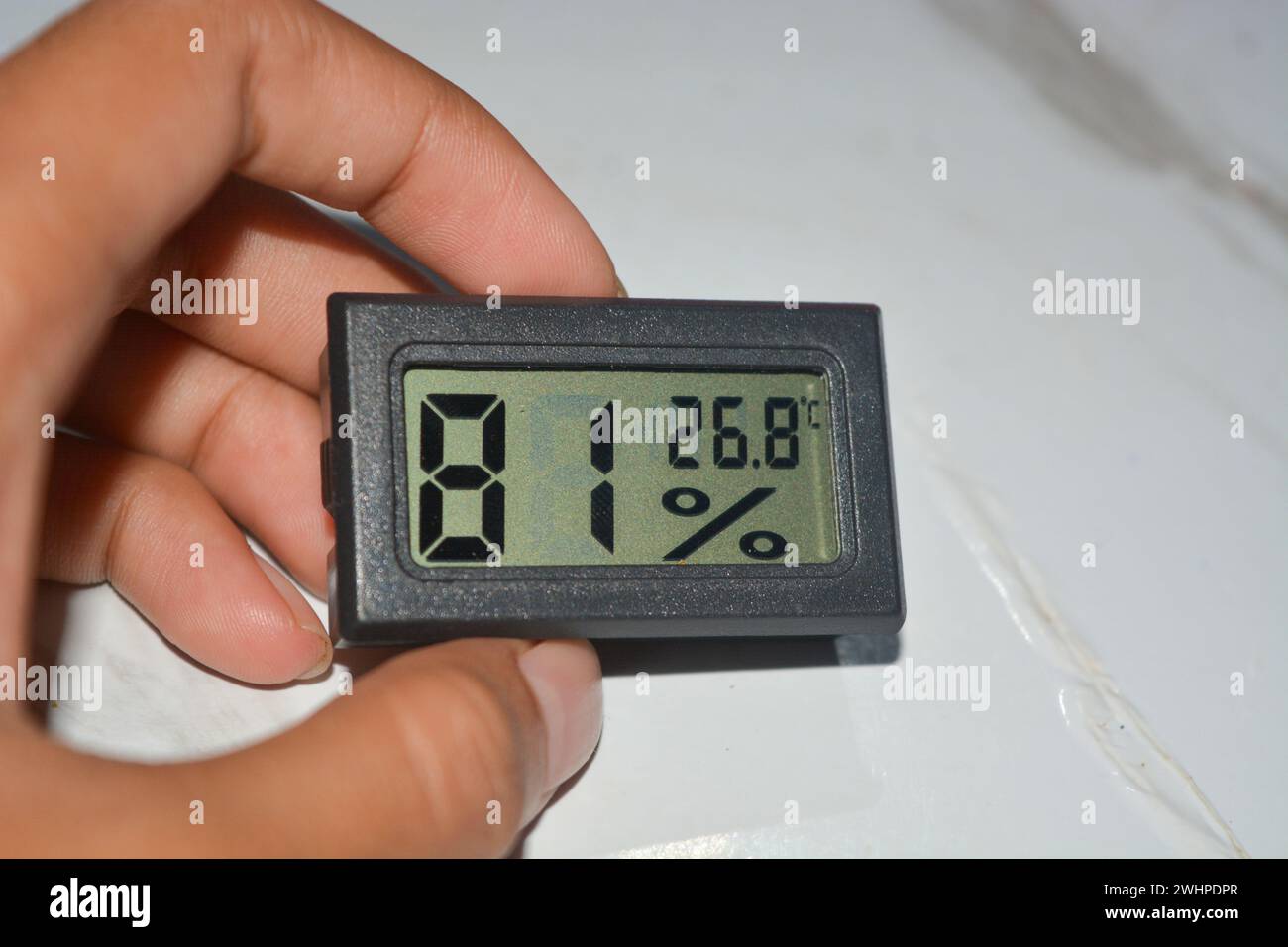 An instrument for measuring air temperature Stock Photo - Alamy