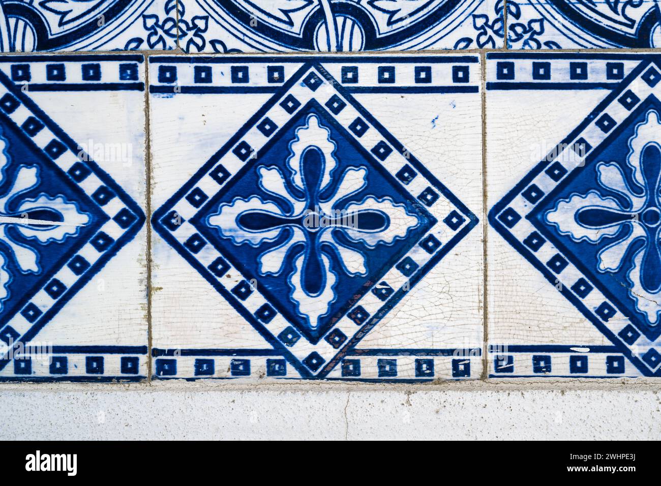 Portuguese patterns hi-res stock photography and images - Alamy