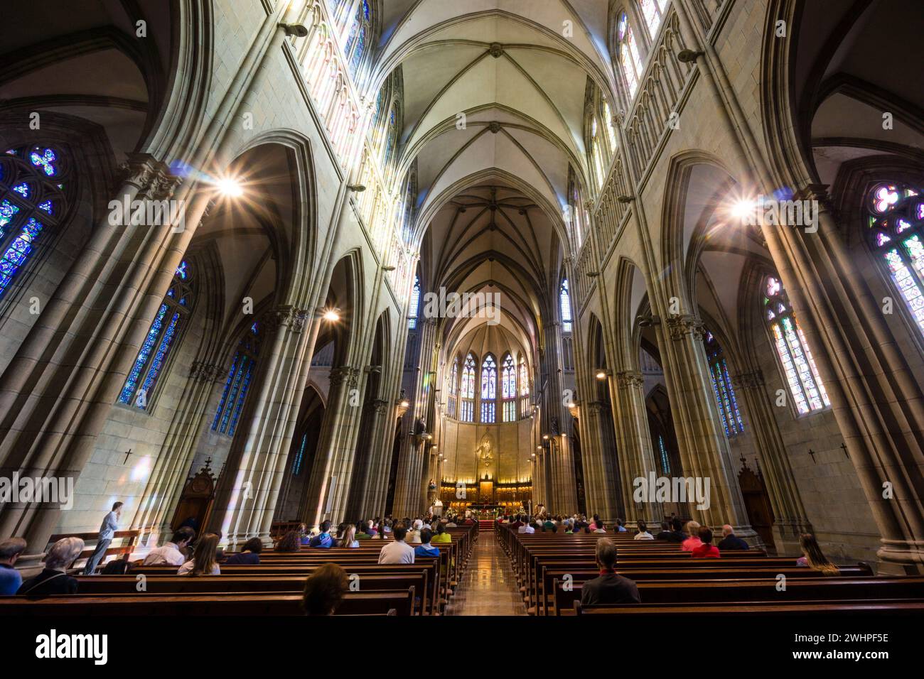 Iglesia catolica antigua hi-res stock photography and images - Alamy