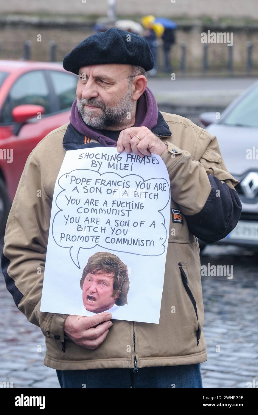 Protesta contro javier milei hi-res stock photography and images - Alamy
