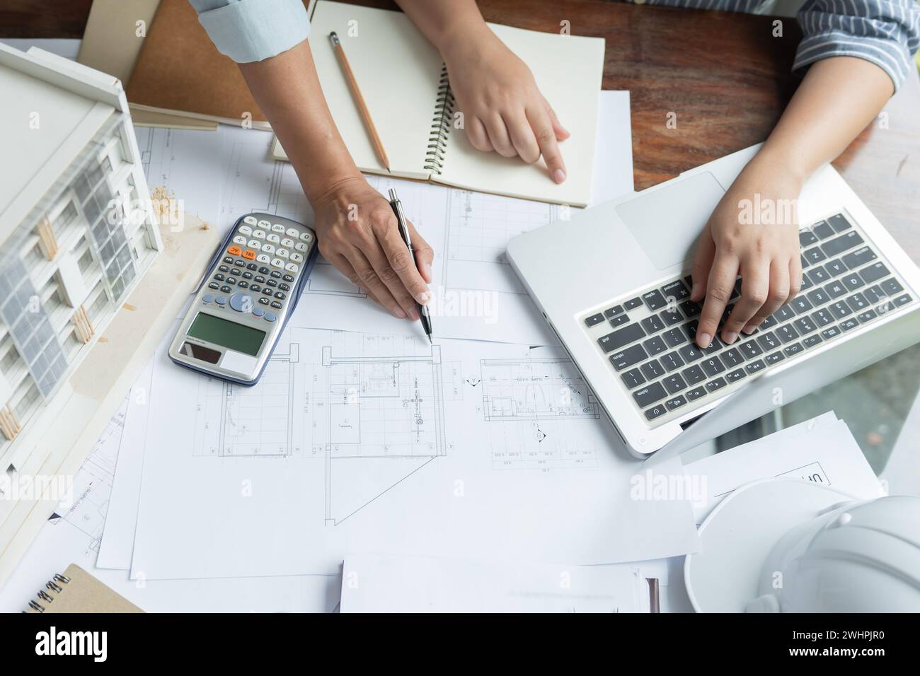 Engineering drawing on computer hi-res stock photography and images - Alamy