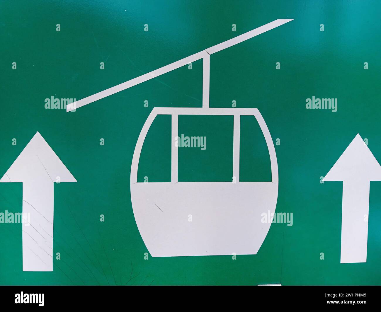 Cableway system hi-res stock photography and images - Alamy