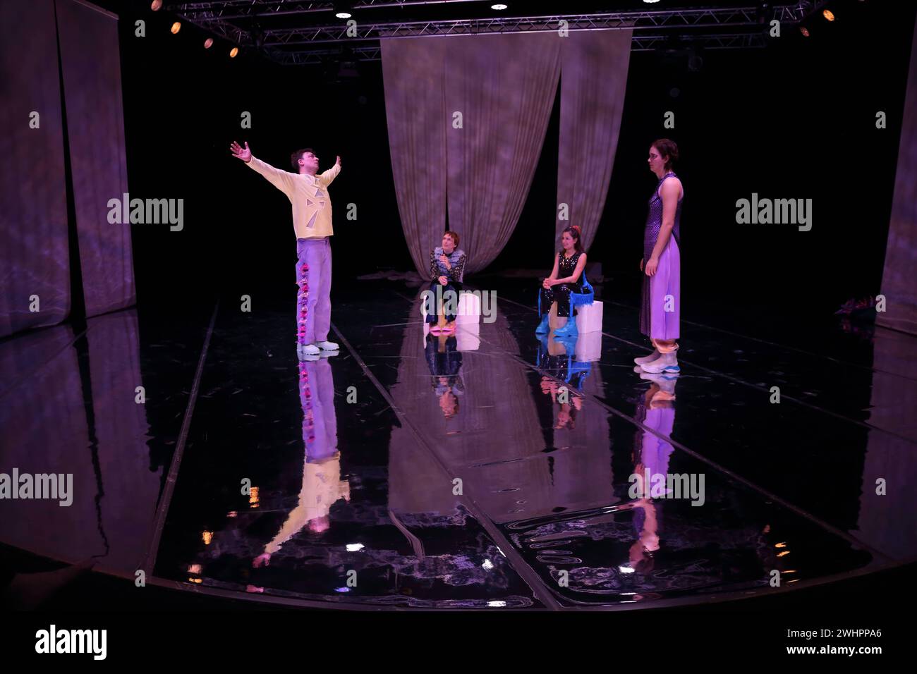 Andrej von Sallwitz, Vincent Heppner, Ilona Raytman und Salome Kießling ...