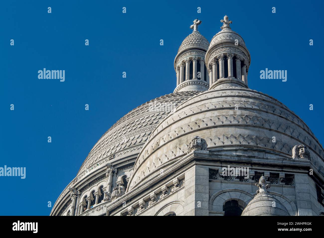 Details of the architecture of Sacre Coeur de Paris Stock Photo - Alamy