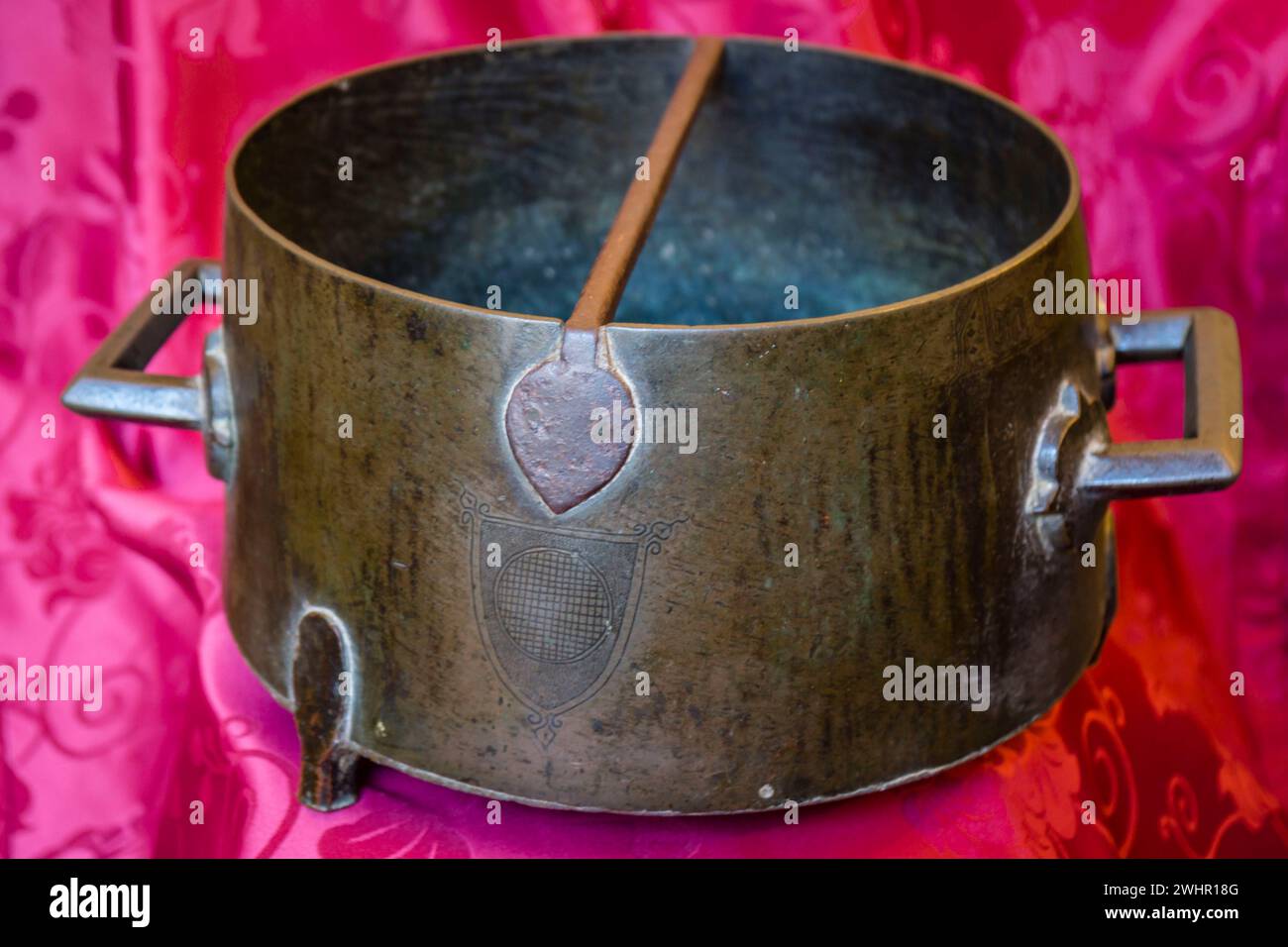 Shield old kingdom of mallorca hi-res stock photography and images - Alamy