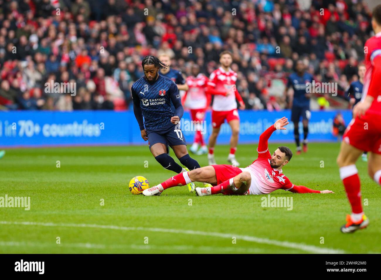 Oakwell Stadium, Barnsley, England - 10th February 2024 Shaqai Forde ...