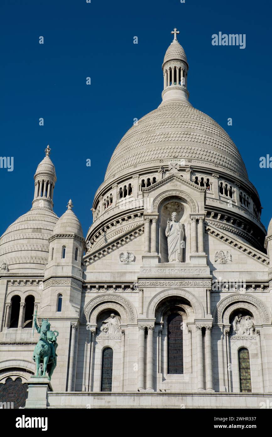 Details of the architecture of Sacre Coeur de Paris Stock Photo - Alamy