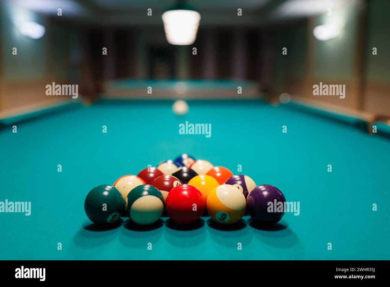 Billiards pyramid hi-res stock photography and images - Alamy