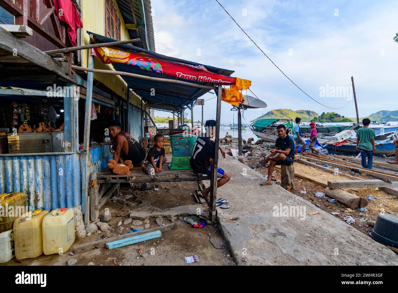 People and a local shop in Komodo Village (Komodo Island, East Nusa ...