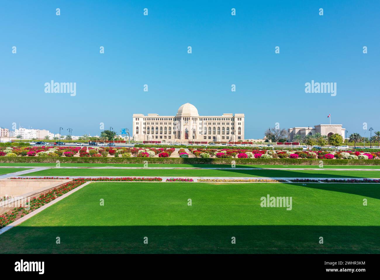 Council of oman building hi-res stock photography and images - Alamy