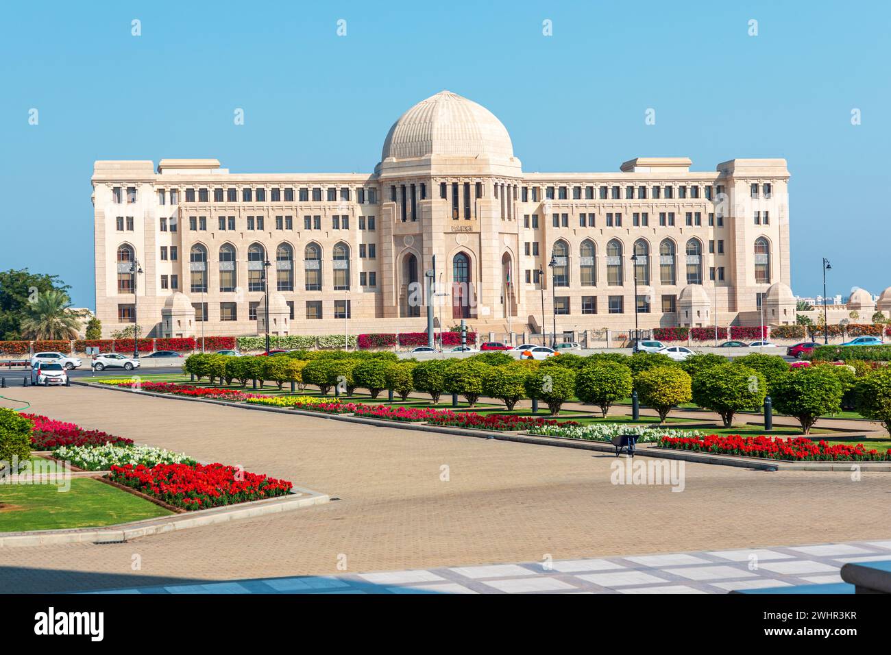 Council of oman building hi-res stock photography and images - Alamy