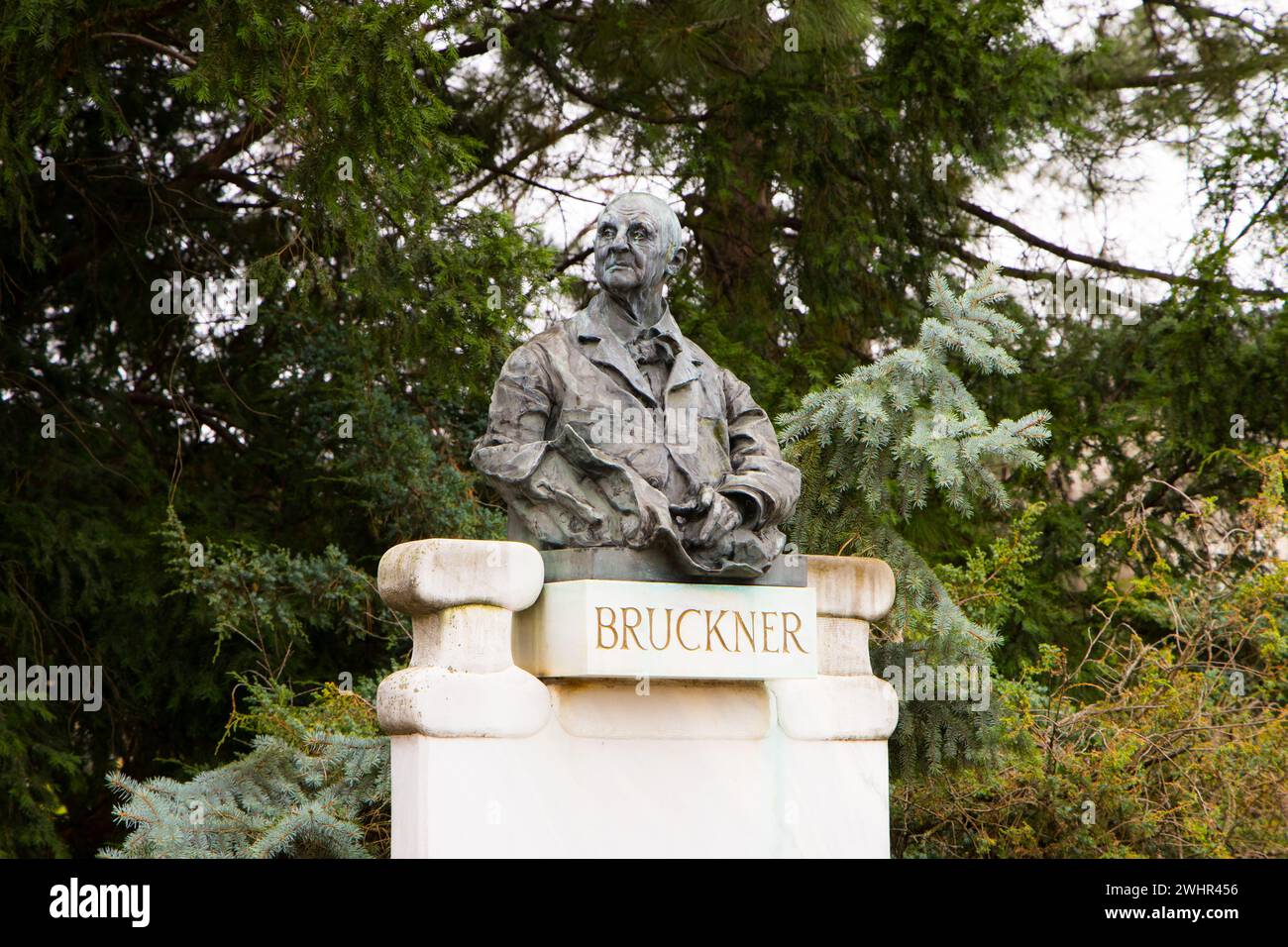 Anton Bruckner monument in the public Stadtpark of Vienna, Austria ...
