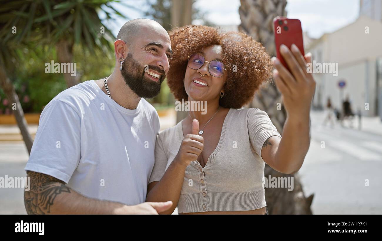 Snapping snapshot hi-res stock photography and images - Alamy