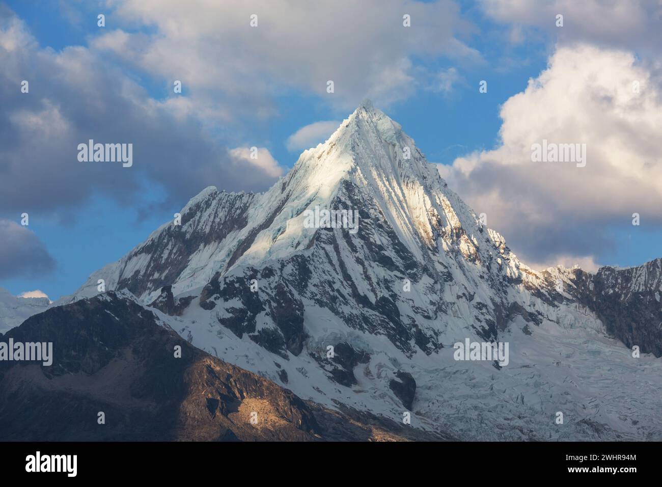 Hiking in the fantastic landscape of the Peruvian high mountain Andes ...