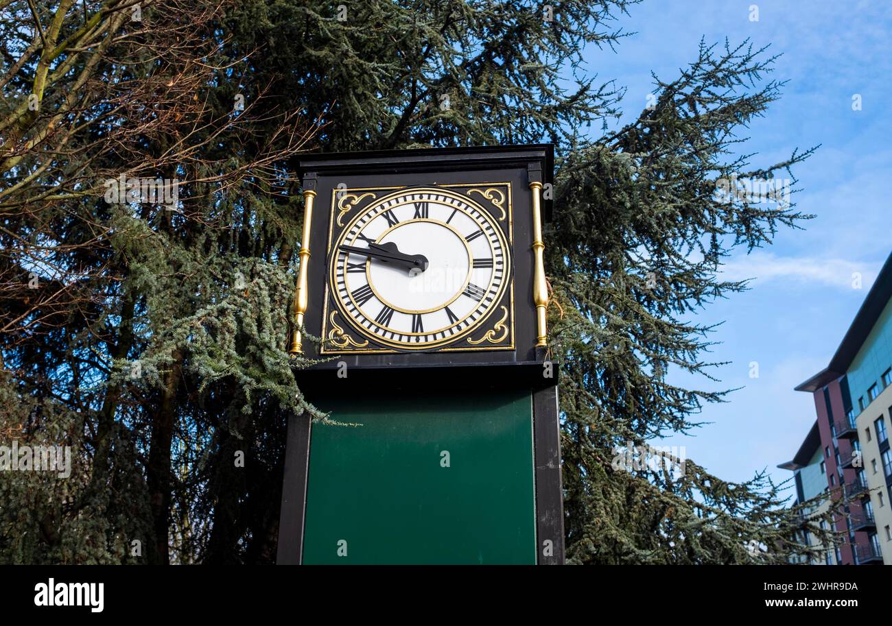 The Old Town Hall Clock opposite Edmonton Green Shopping Centre ...