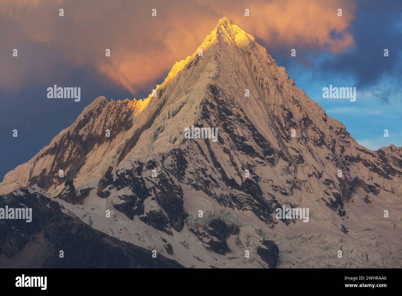 Hiking in the fantastic landscape of the Peruvian high mountain Andes ...