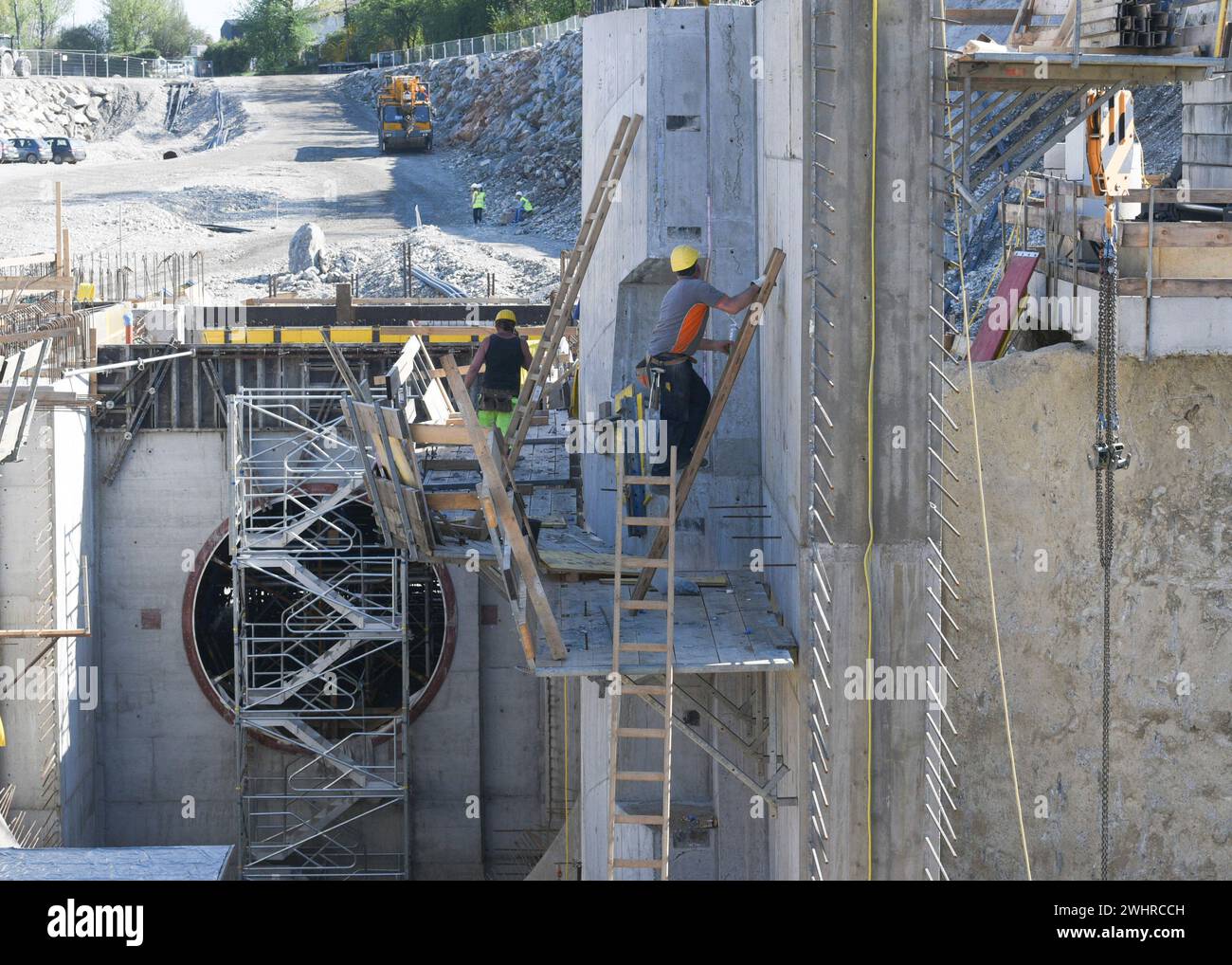 Construction and safety management hi-res stock photography and images ...