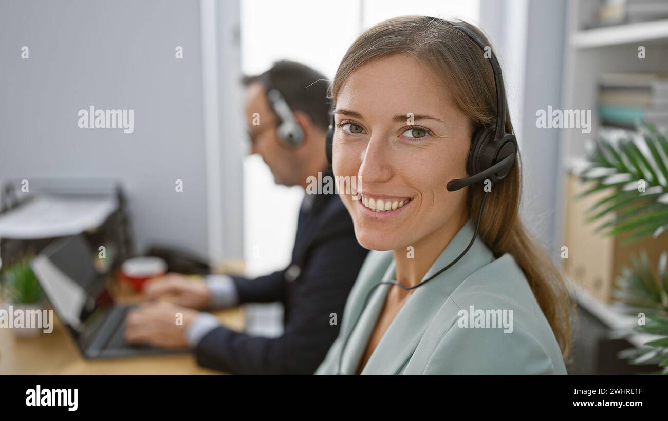 Call center agents hi-res stock photography and images - Alamy