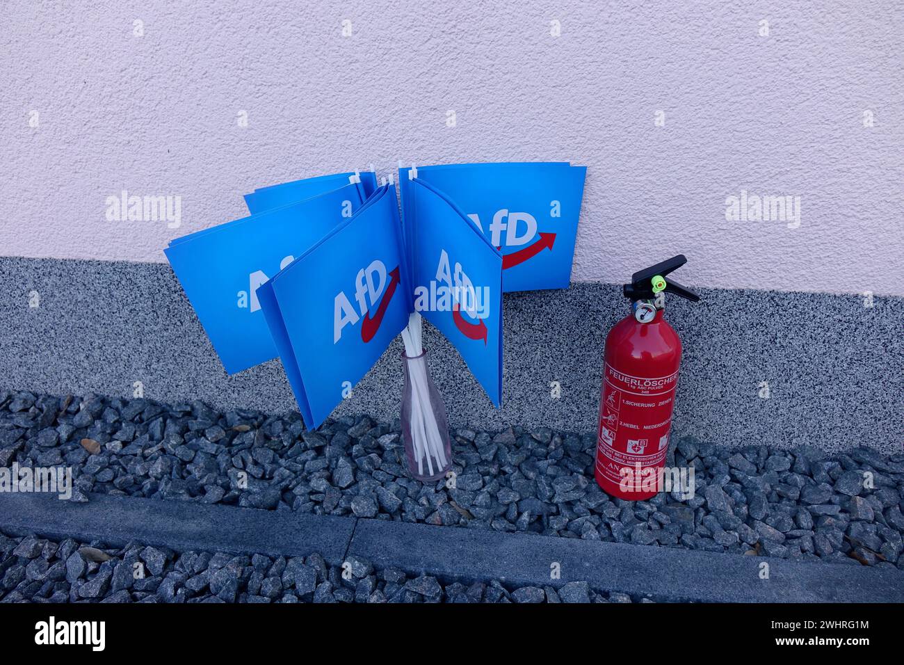 AfD und Feuerlöscher AfD und Feuerlöscher, 10.02.2024, Borkwalde ...