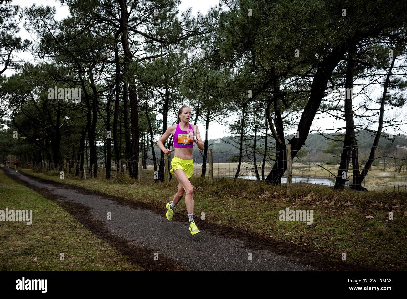 BERGEN - Anne Luijten in action during the Dutch ten kilometer running ...