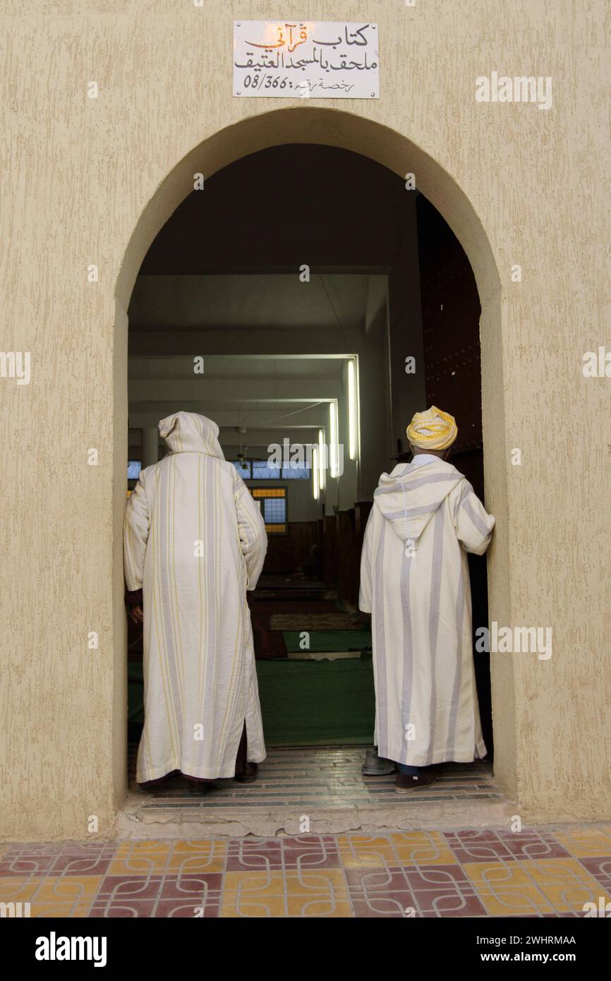 Mezquita. Missour.Valle de Moulouya. Atlas medio .Marruecos Stock Photo ...