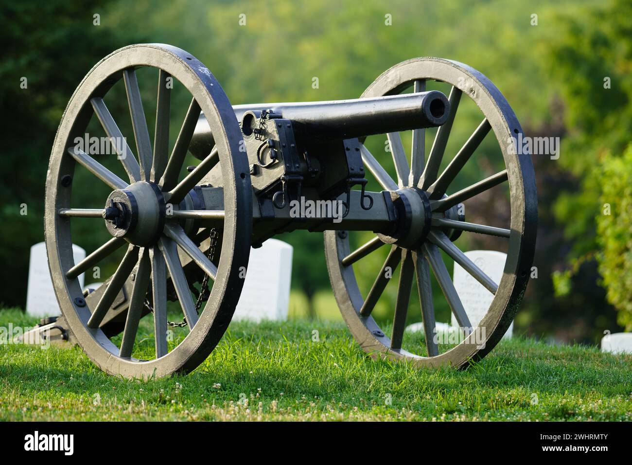 U.S. Civil War cannon, Gettysburg cemetery Stock Photo - Alamy