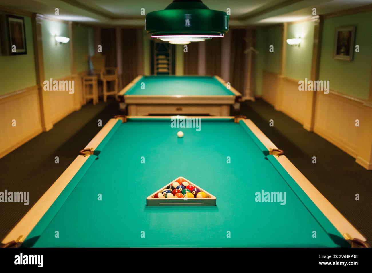Billiards pyramid hi-res stock photography and images - Alamy