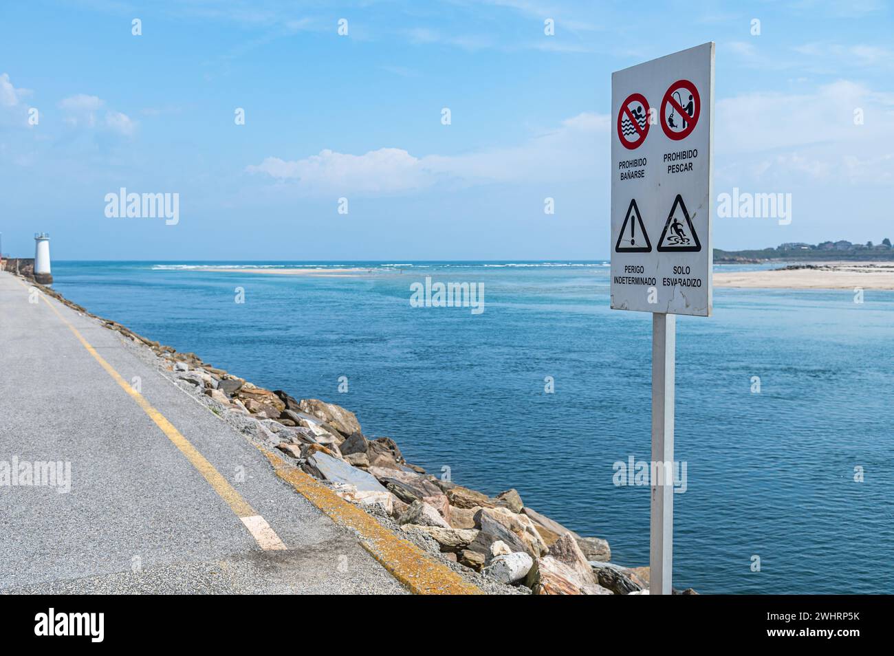 Beach safety promenade information hi-res stock photography and images ...