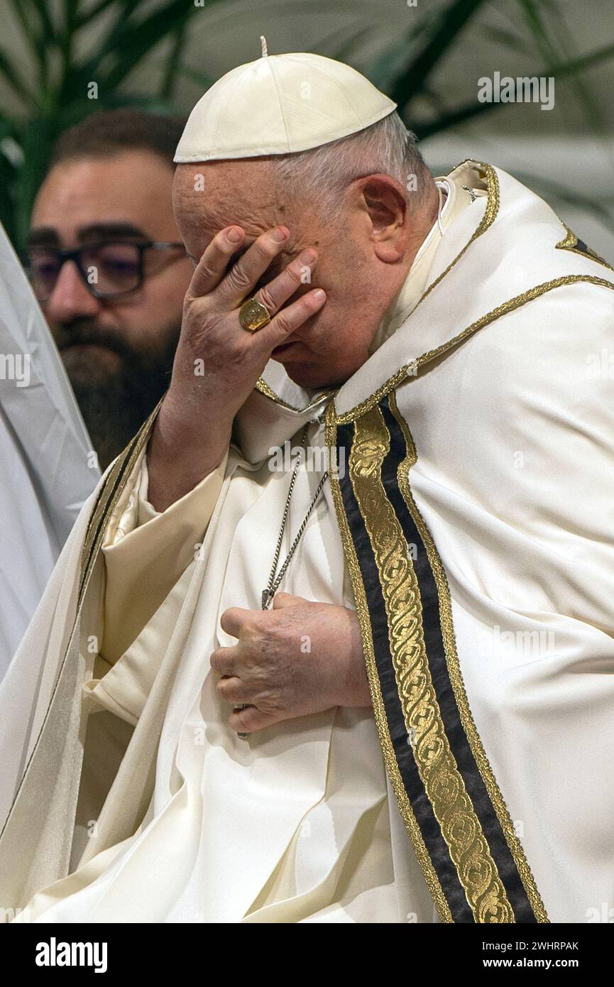 The anniversary of the apparition of the blessed virgin mary hi-res ...