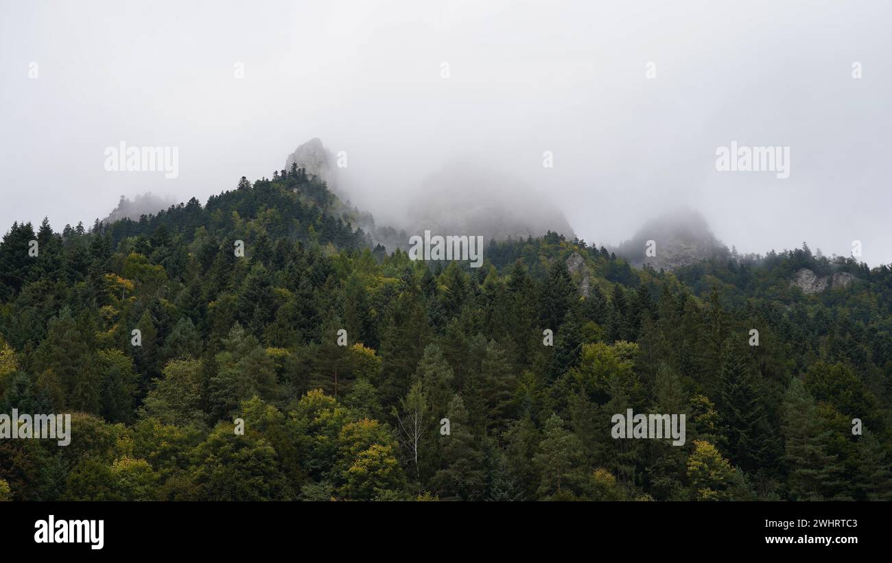 September mountains hi-res stock photography and images - Alamy