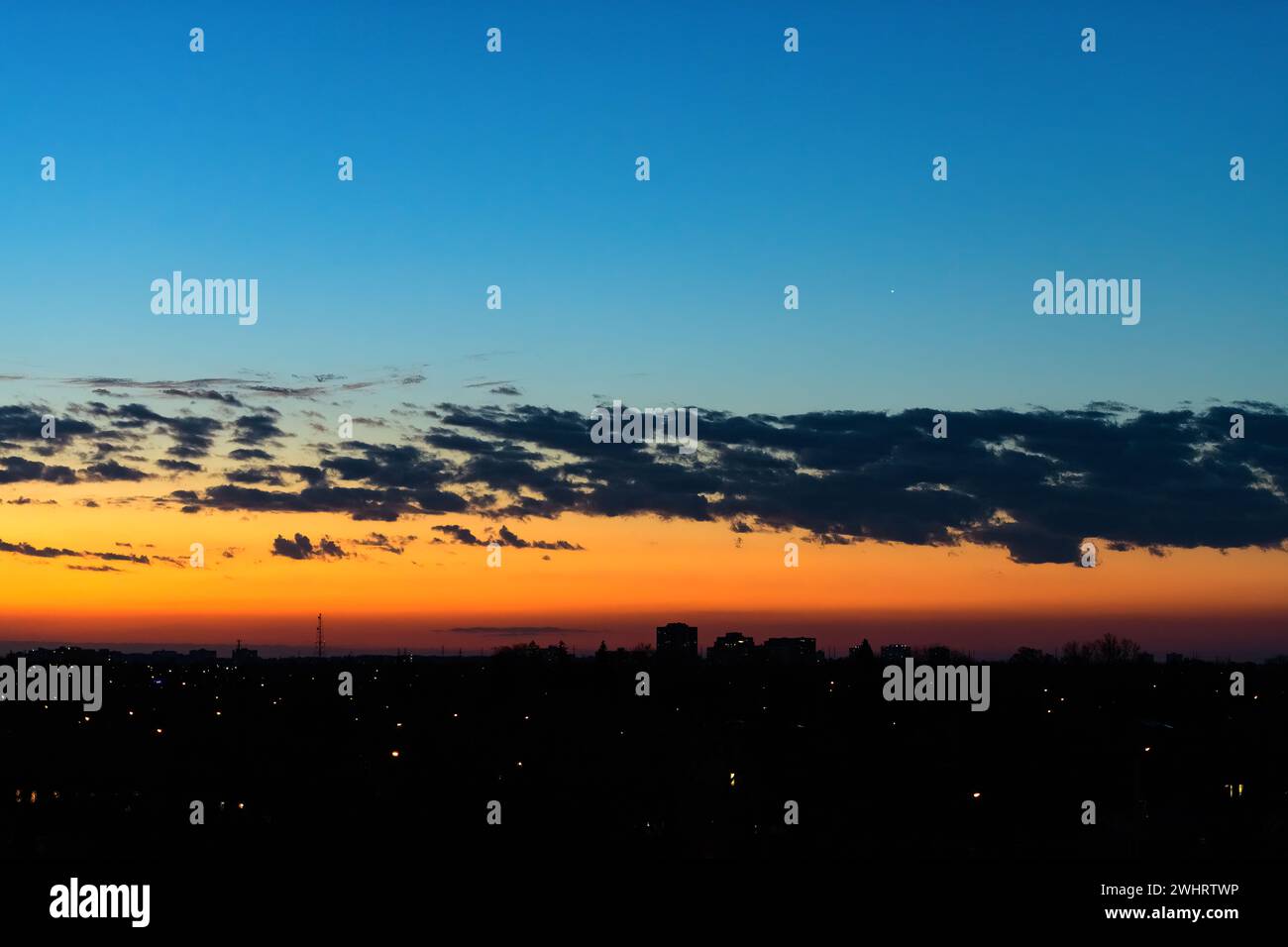 Sky silhouette nature majestic hi-res stock photography and images - Alamy