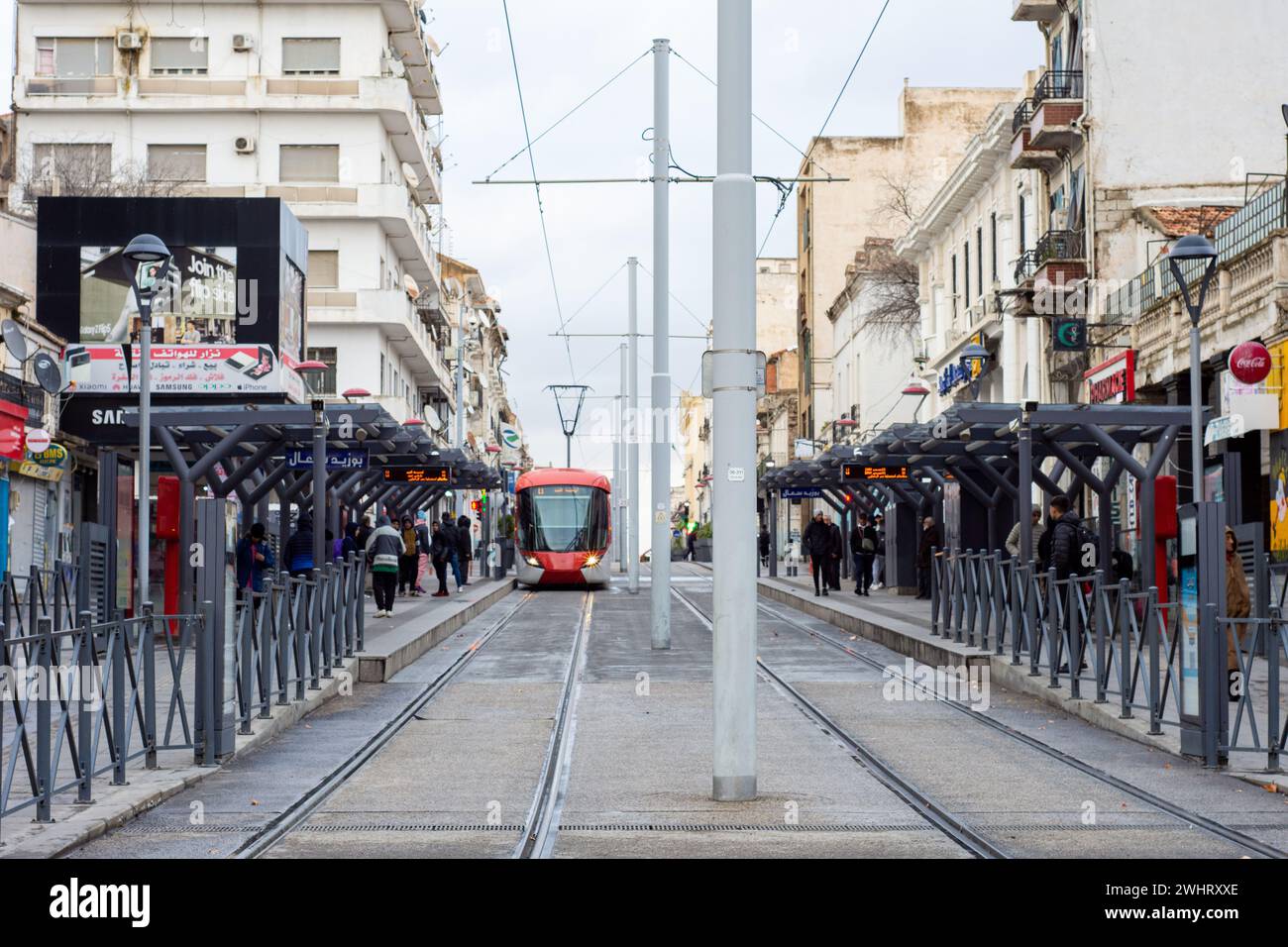 Railway cityscape hi-res stock photography and images - Alamy