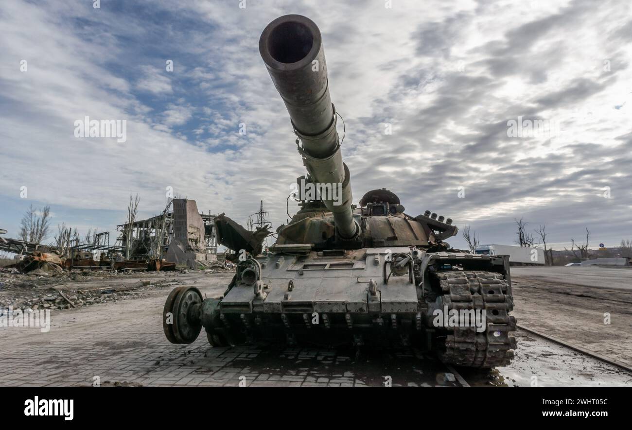 Damaged military tank on a city street in Ukraine Stock Photo - Alamy