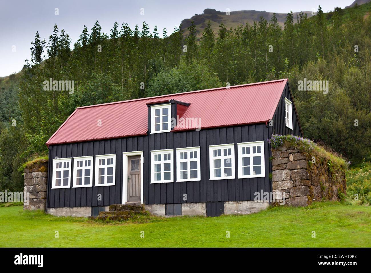 Traditional icelandic green residential hi-res stock photography and ...